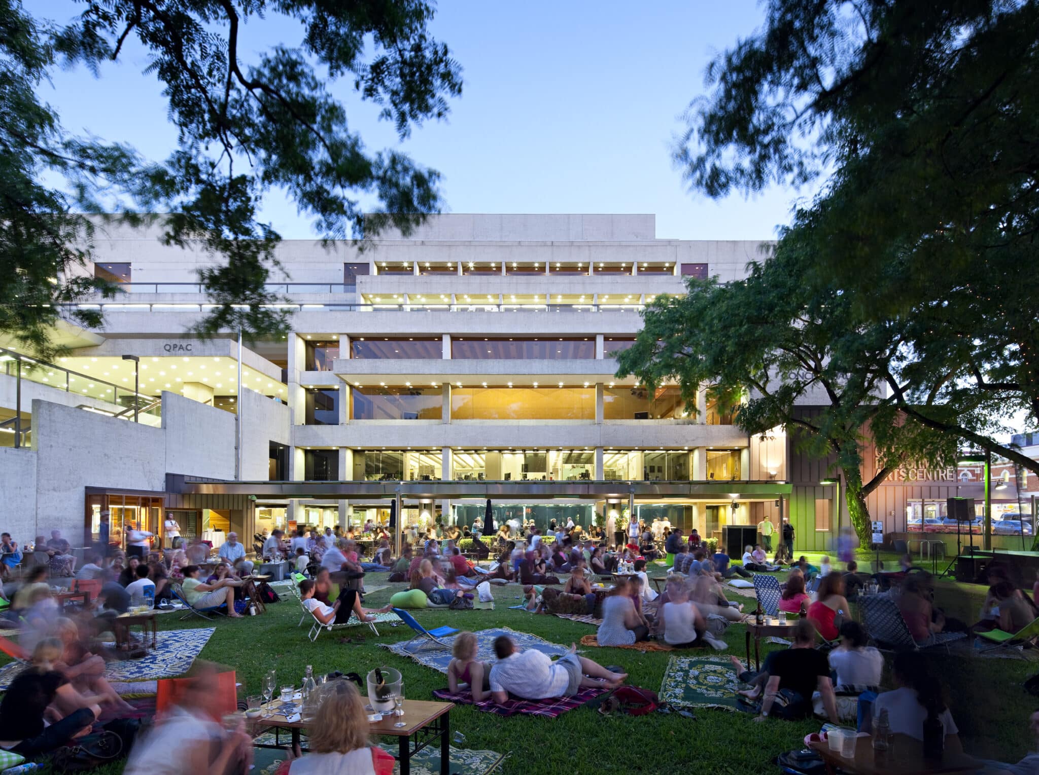 Discover South Bank: Brisbane’s art & culture precinct | Brisbane Airtrain